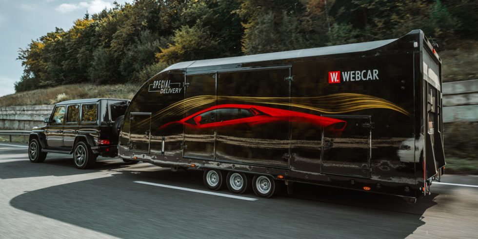 Ce să oferi cadou pentru pasionații auto: De la accesorii de lux la ...